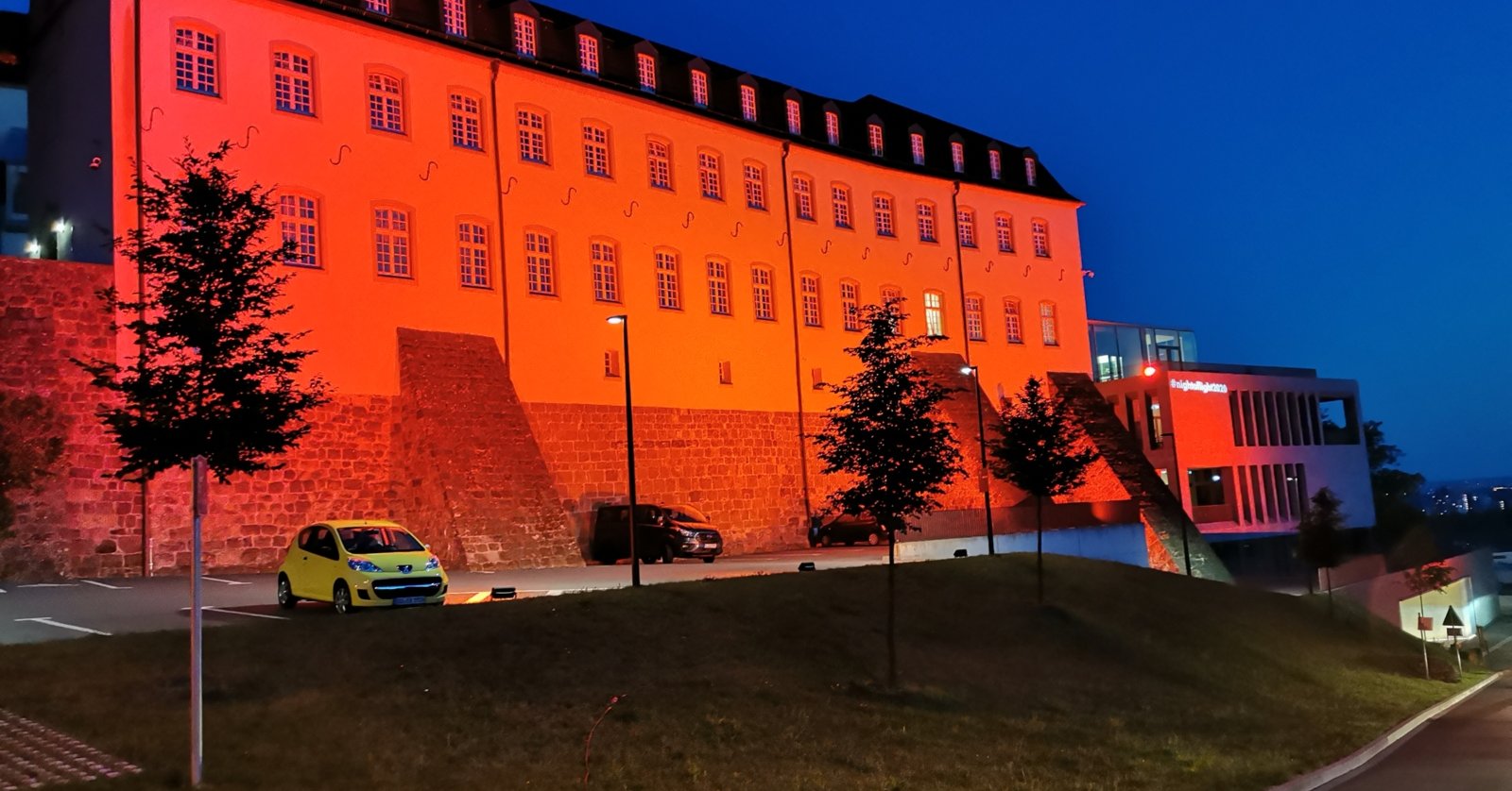 KSI im Rahmen der Night of Light beleuchtet
